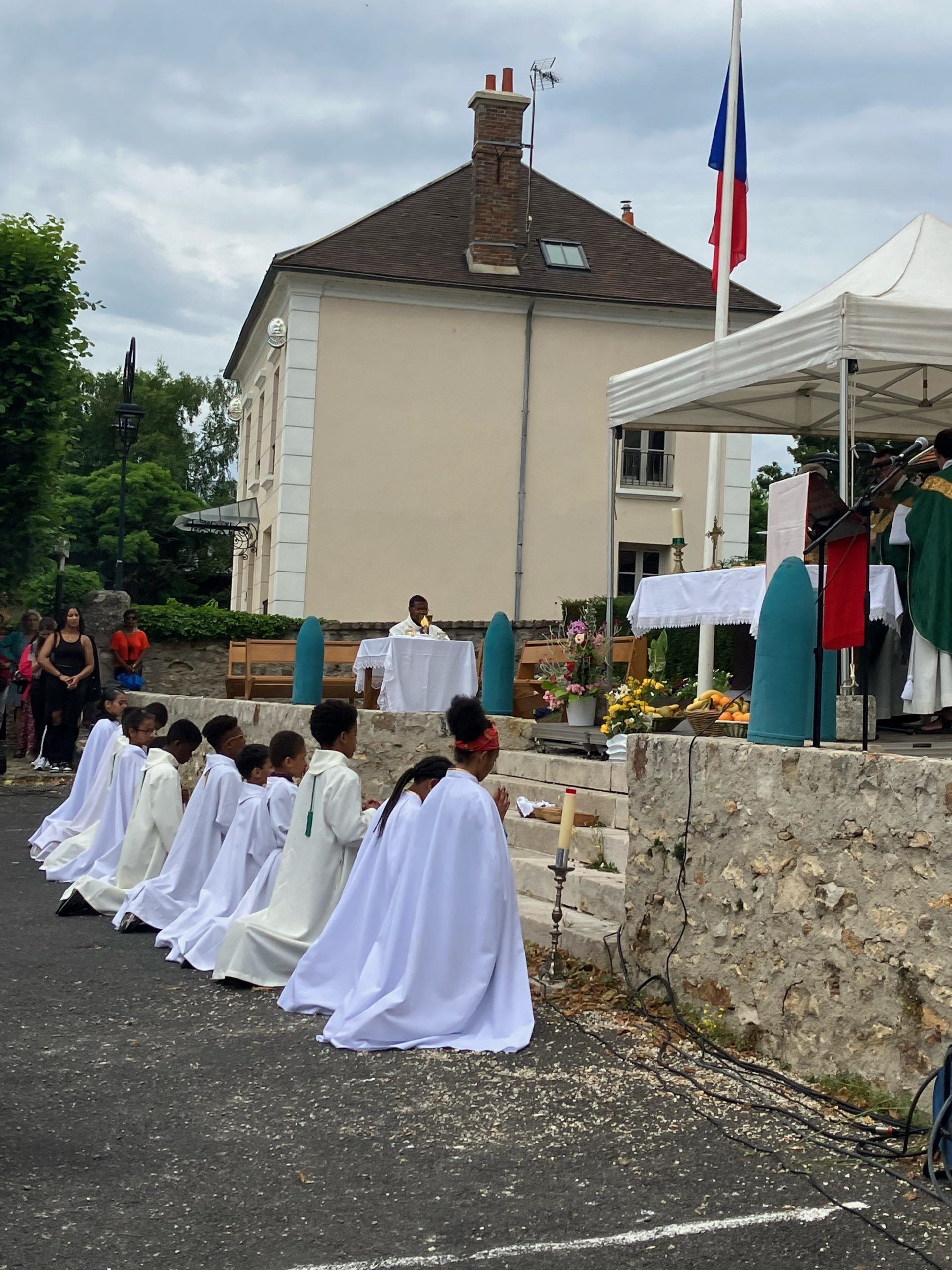 Messe de fin d’année : 18 juin 2023, 25 ans de sacerdoce de Don Joachim ...